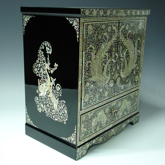 | Antique Alive Store